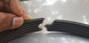 8 Signs of a Bad Serpentine Belt | Know Your Car